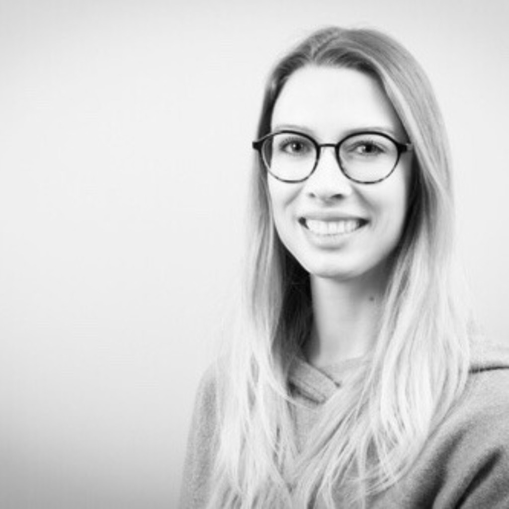 Alexandra West's Instagram, Twitter & Facebook on IDCrawl