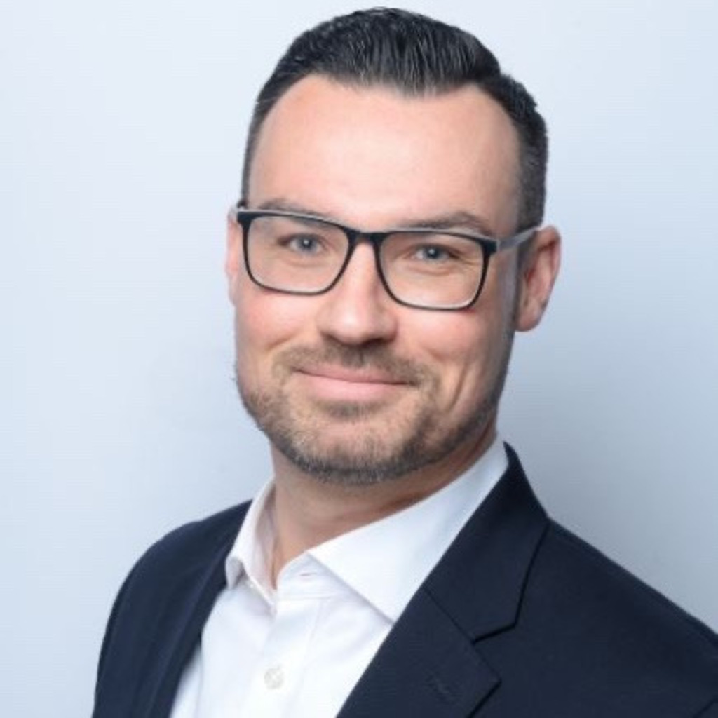 Lars Konieczny - Senior Experte Private Banking - Deutsche Bank AG | XING