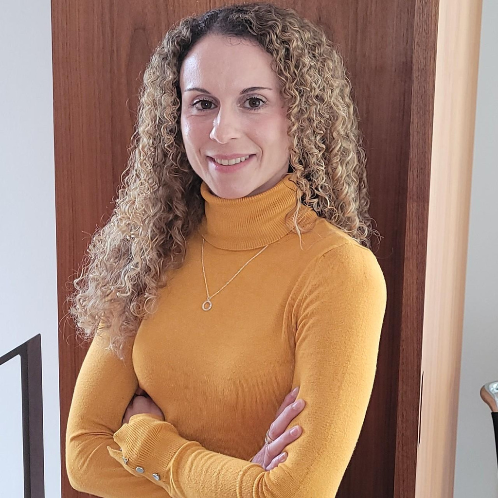 Simone Sander - Referentin der Geschäftsleitung - Lernraum.Akademie | XING