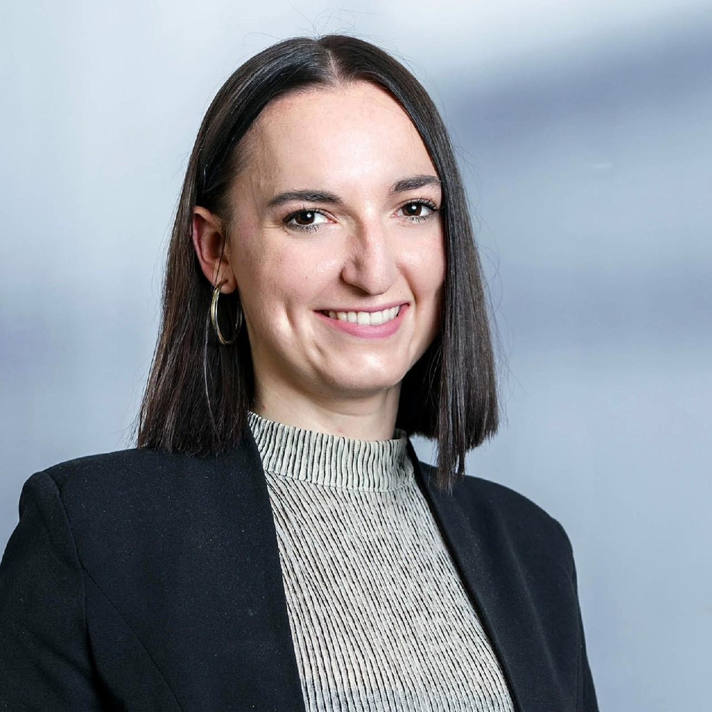 Julia Bär - e-Learning Instructional Designer - MCI Management Center ...