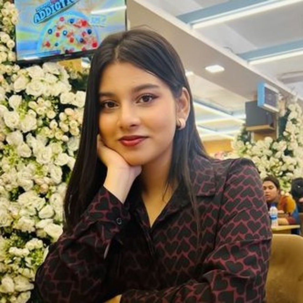 Lucy Clark - Digital Analyst - intellligent image management ltd | XING