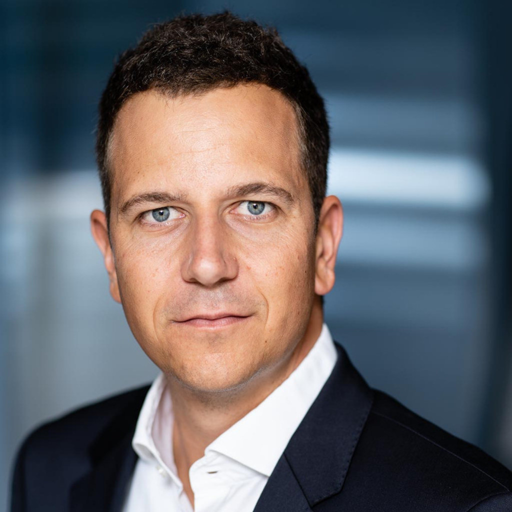 Julian Jung's Instagram, Twitter & Facebook on IDCrawl