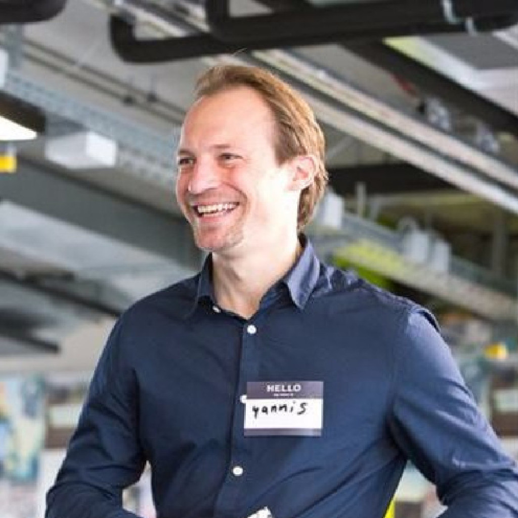 Yannis Niebelschütz - Founder & CEO - CoachHub GmbH | XING