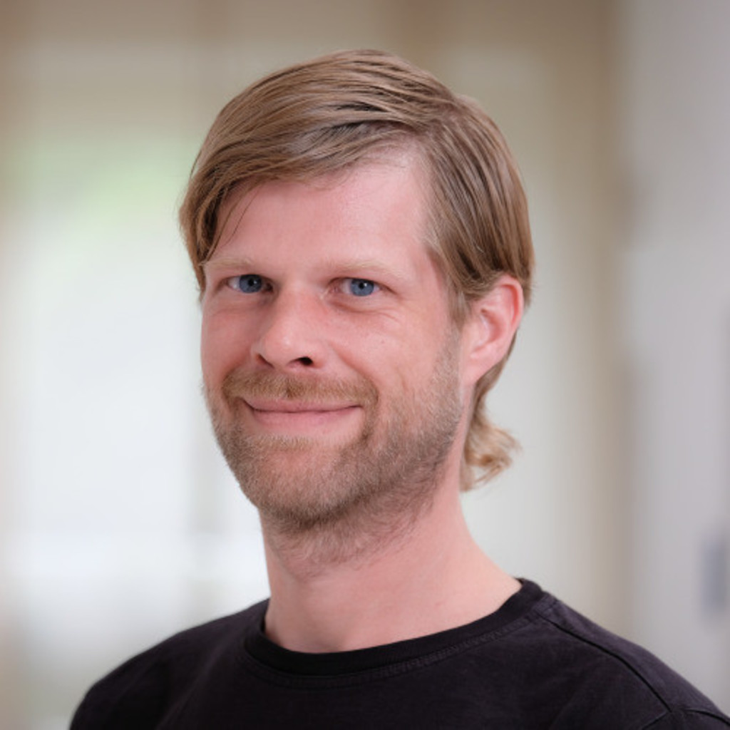 Martin Neumann - Pflegerische Standortleitung - AMEOS | XING