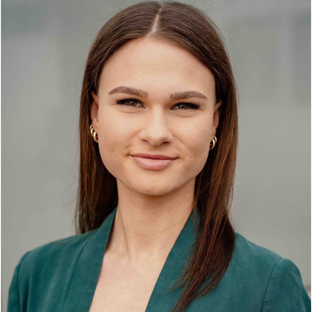 Vanessa Frank - Entgeltabrechnerin - Kessler & Co. GmbH & Co. KG | XING