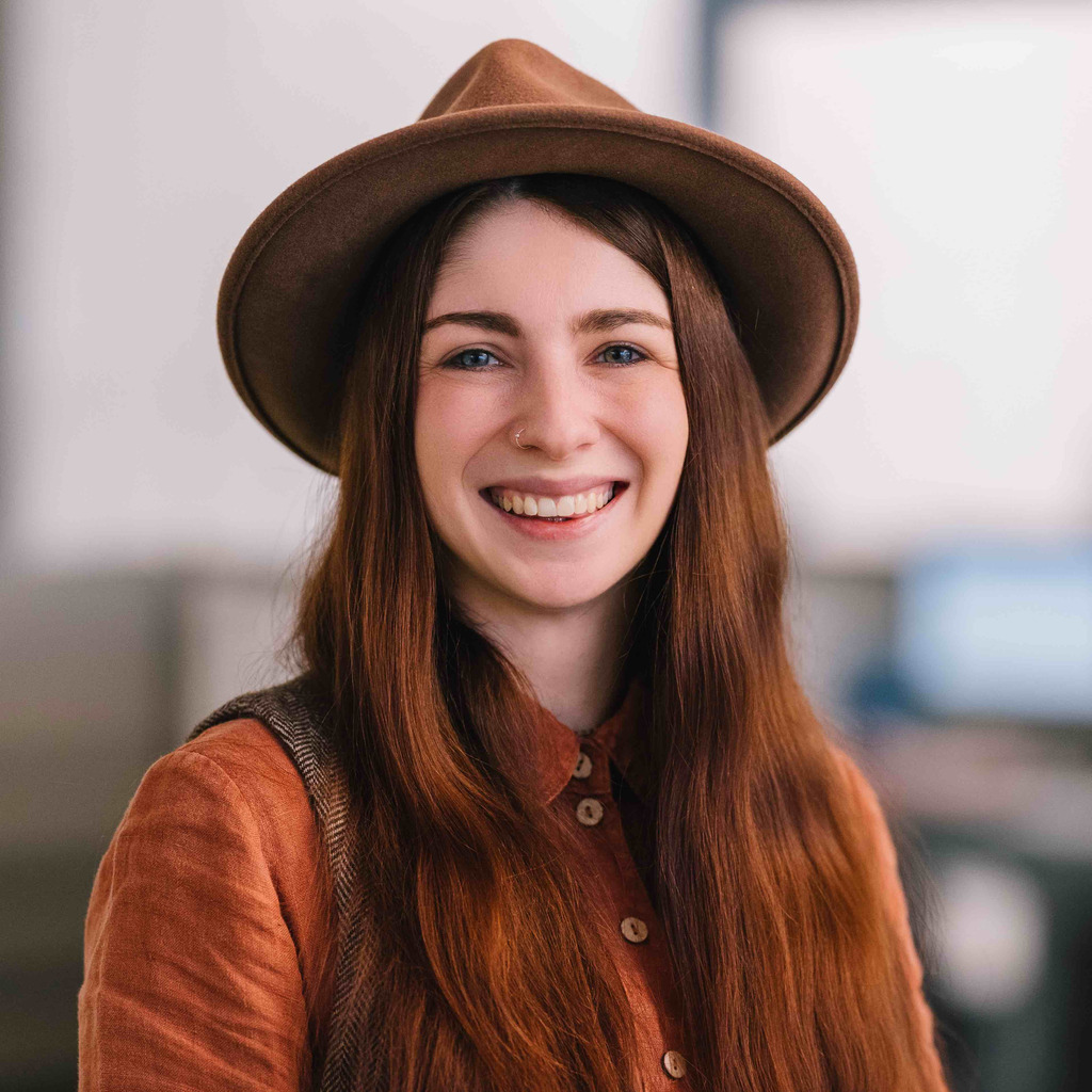 Angela Katzer - Geschäftsführerin - Frollein Schmitt Illustration ...