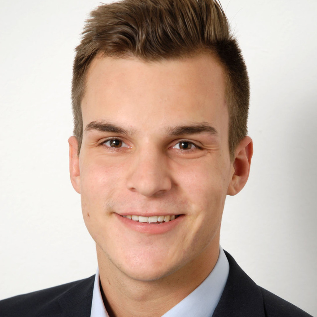 Daniel Overhoff - Controlling and Risk Management - Universität Siegen ...