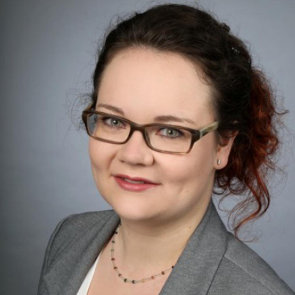 Laura Wintermantel - Head of Accounting / Bilanzbuchhalterin - Tatar ...