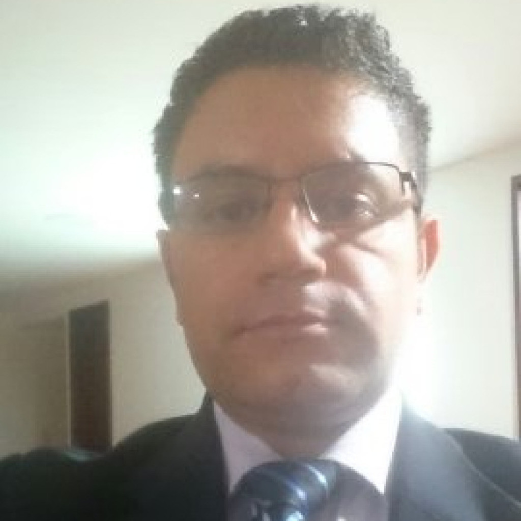 Mauricio Alexander Arteaga Cruz - Propietario o socio - Arteaga & Parra ...