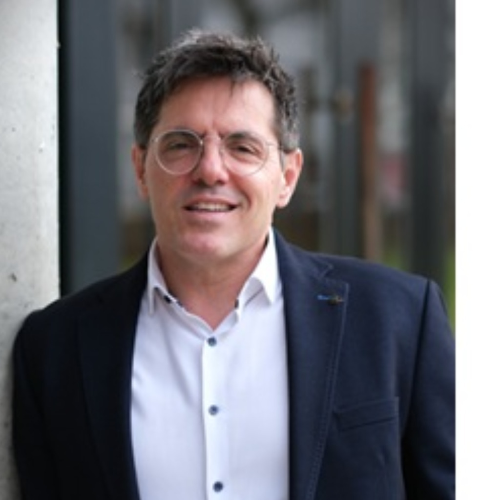 Vasilios Kouprizas: Ausbildung und Berufserfahrung | XING