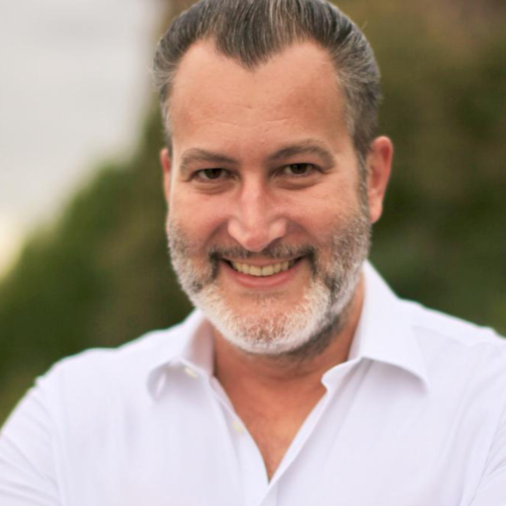 Rex Thomas's Instagram, Twitter & Facebook on IDCrawl