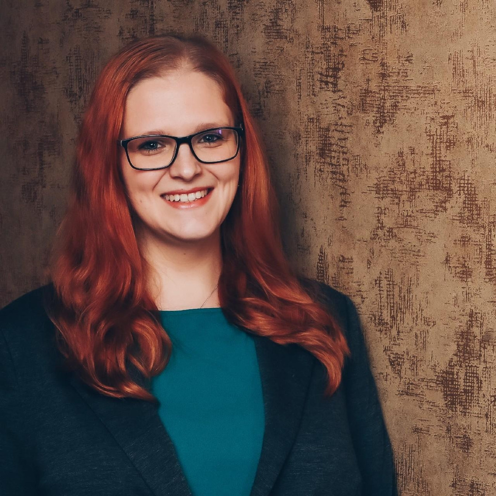 Kristina Schmidt - Assistentin Leiter Logistikzentren Nord // REFA ...