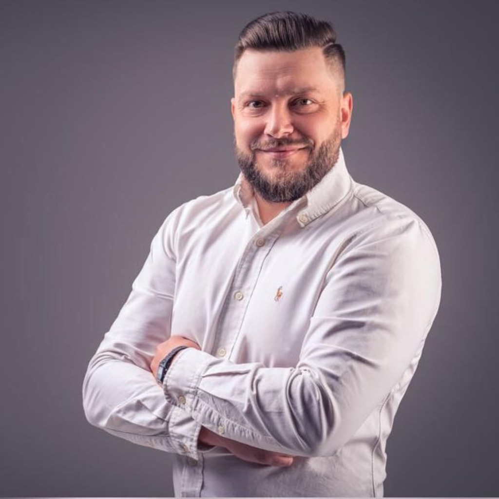 Eugen Menzer - Facility Manager - KUKA | XING