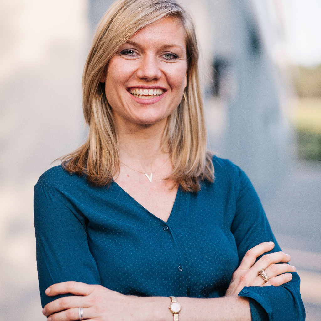 Linda Ferstl - International Business Development - Digital ...