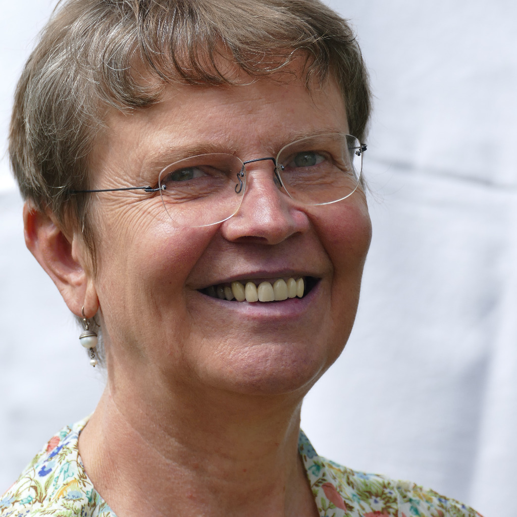 Heidi Scheer - Geschäftsführerin - Papilio gGmbH | XING