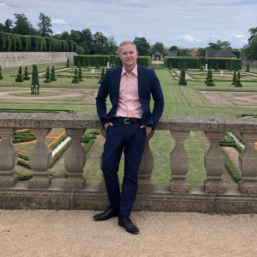 Pascal Jonas - Senior Recruiter - DIS AG | XING