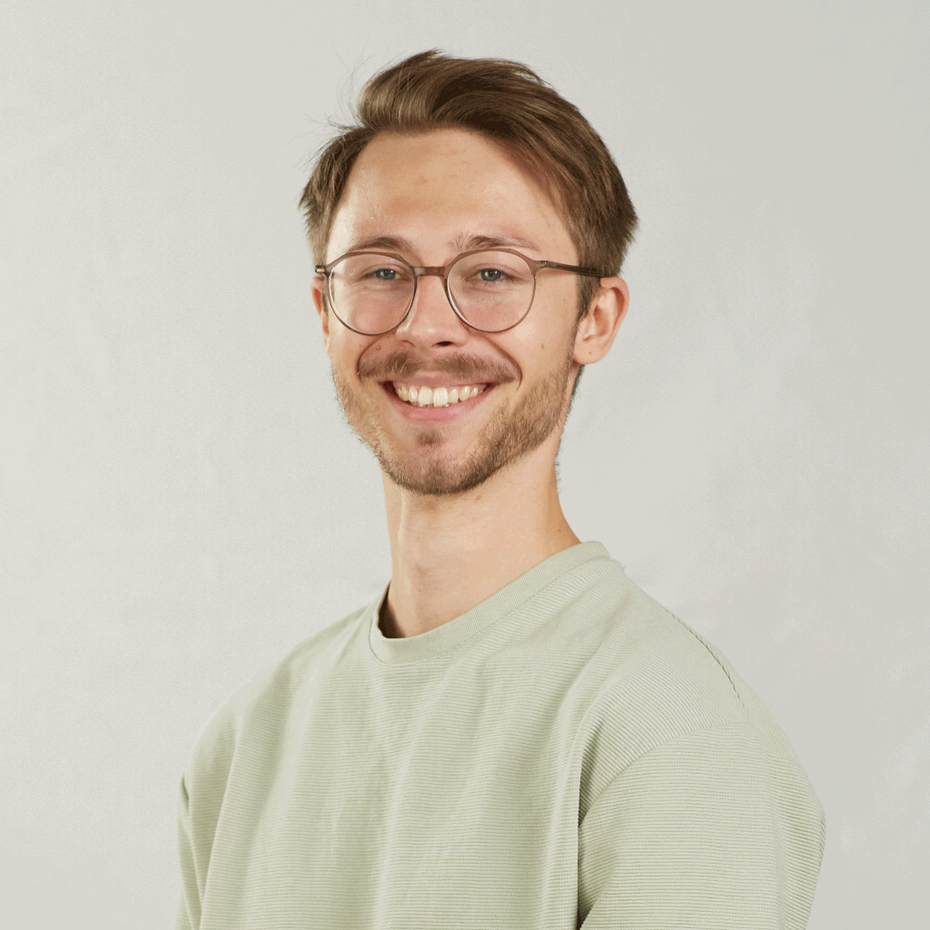 Simon Drechsler - Praktikant - Gauger Film | XING