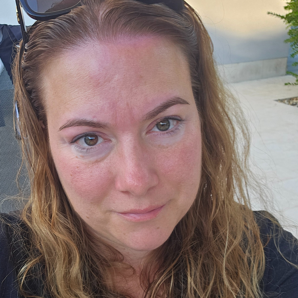 Jennifer Pfeifer - Büroangestellte - Metallbau | XING