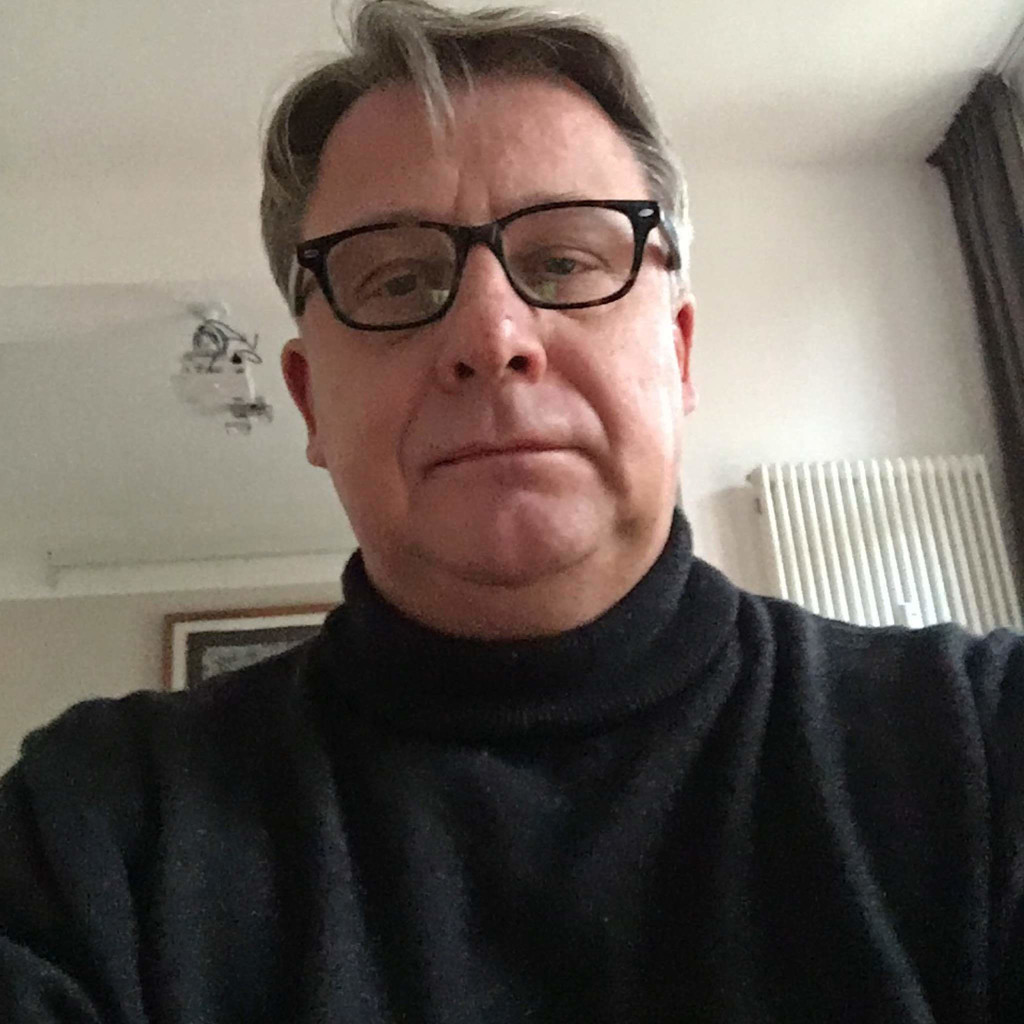 Ingo Volker Bethke - Mitglied der Geschäftsleitung - Prinz von Preussen ...