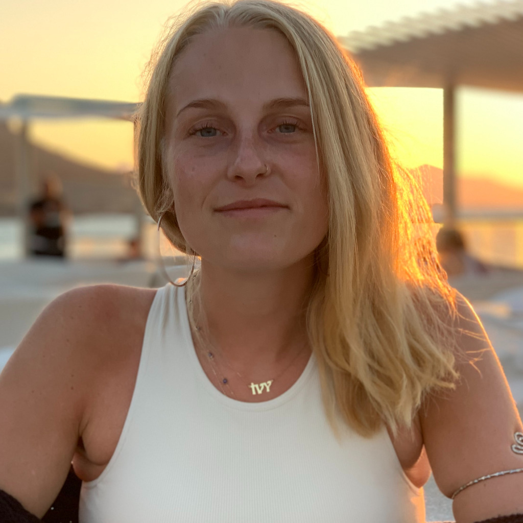 Ivy Böhm - Fachkraft für Unterstützte Kommunikation - BHH Sozialkontor ...