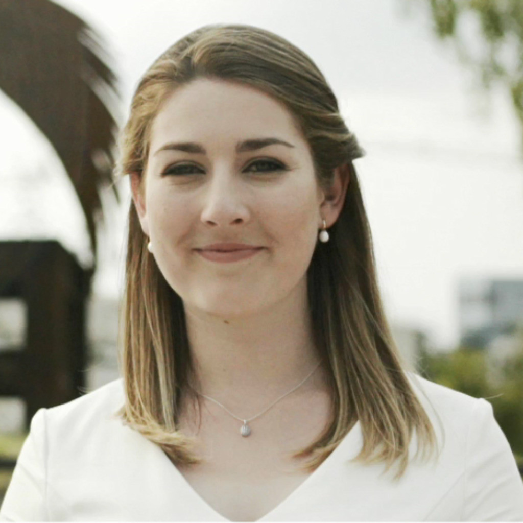 Alexandra Schubert - Head of Controlling Global Health & Projects ...