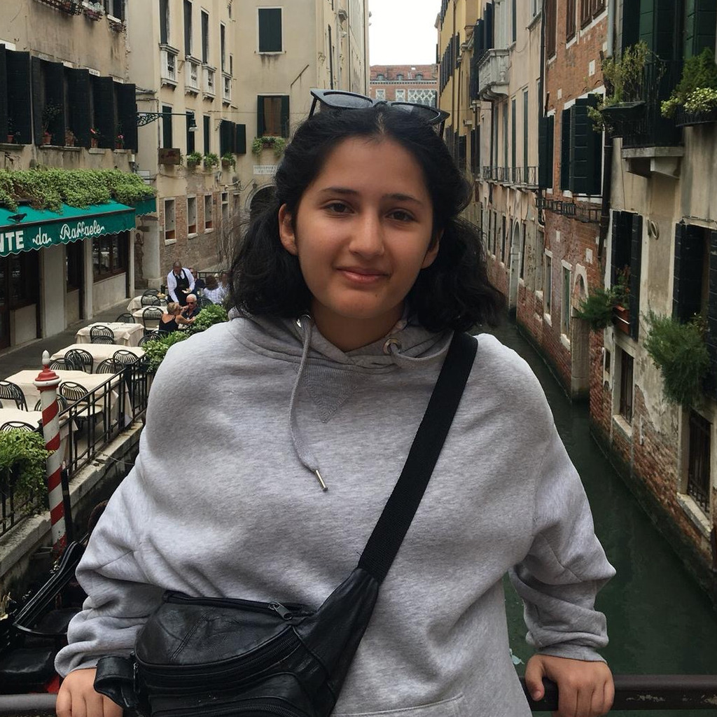 Lara El Sayed - Praktikant - Get:traction | XING