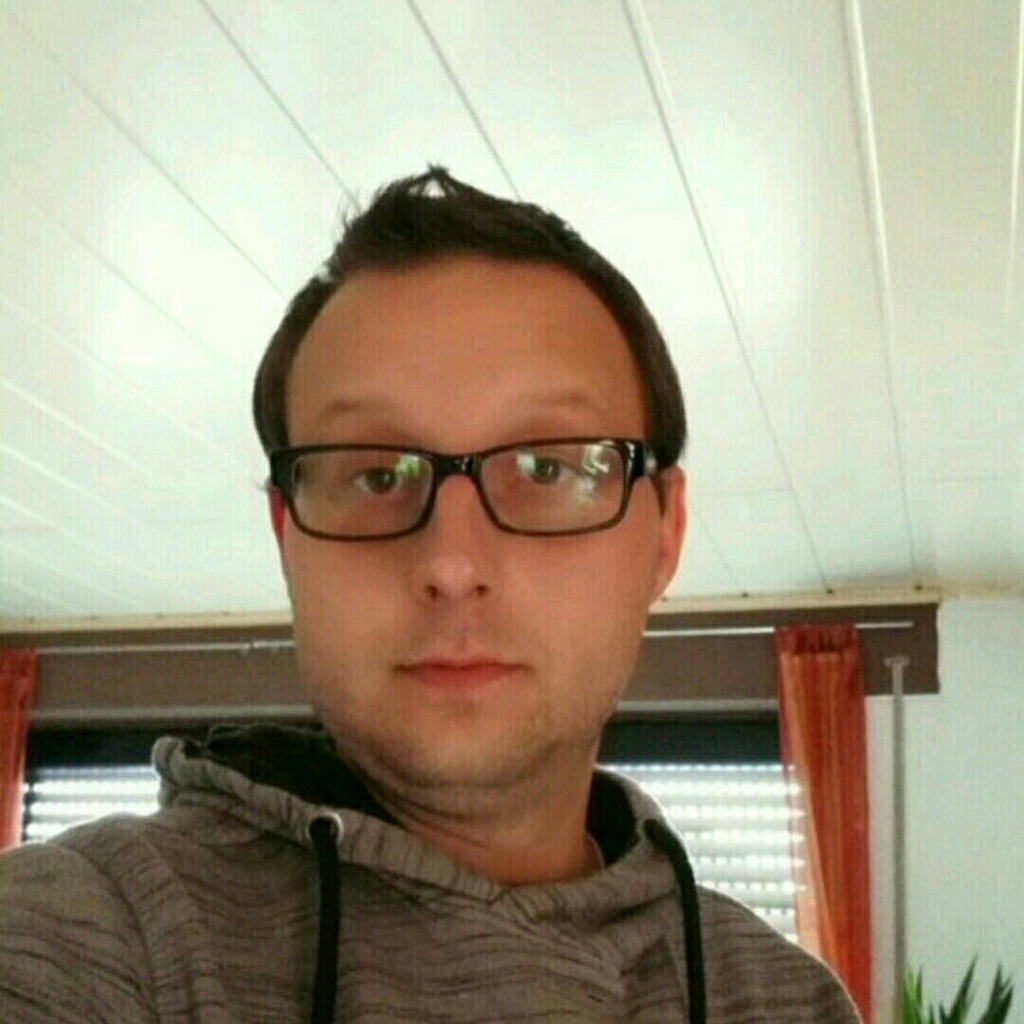 Andre Stelter - Maschinen und Anlagenführer - HUESKER Gruppe | XING