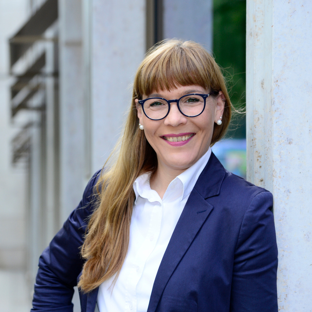 Jessica Köhling - Mitarbeiterin Referat Recht - HanseMerkur ...