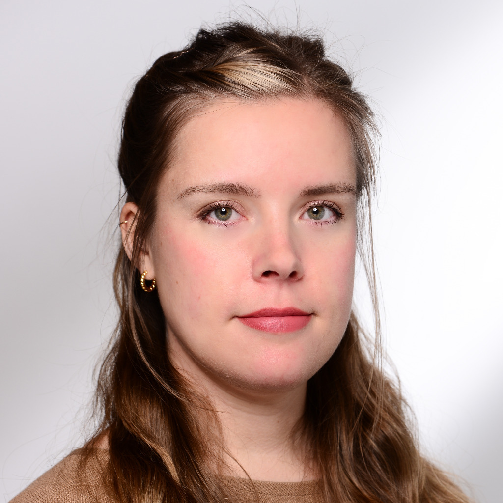 Saskia Riechers - Projektmanager Customer Care & Marketing Coordinator - IOTIQ GmbH | XING