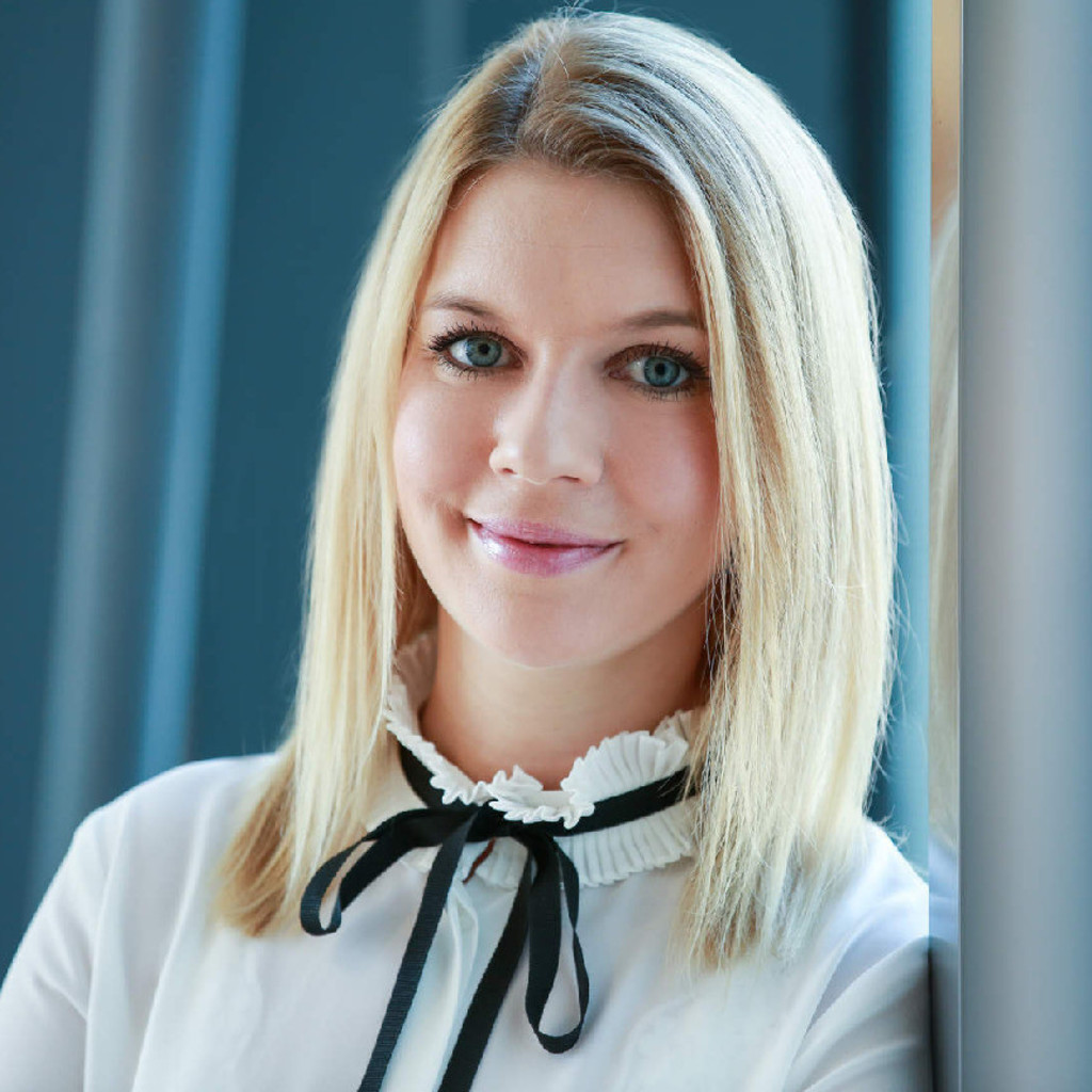 Sarah Elser - Executive Assistance to Dr. Markus Kirchler / Senior ...