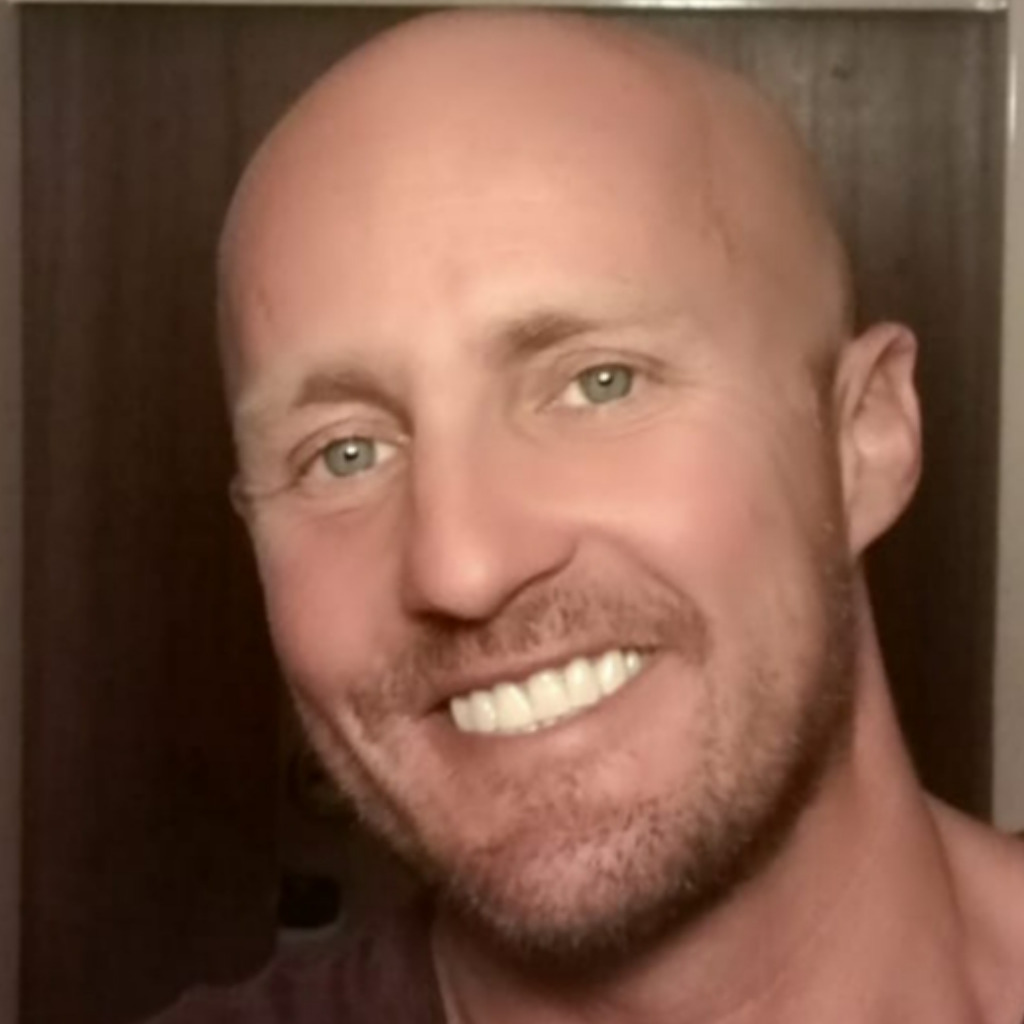 David Mai - Account Executive - Canadian Executive Search Inc. | XING