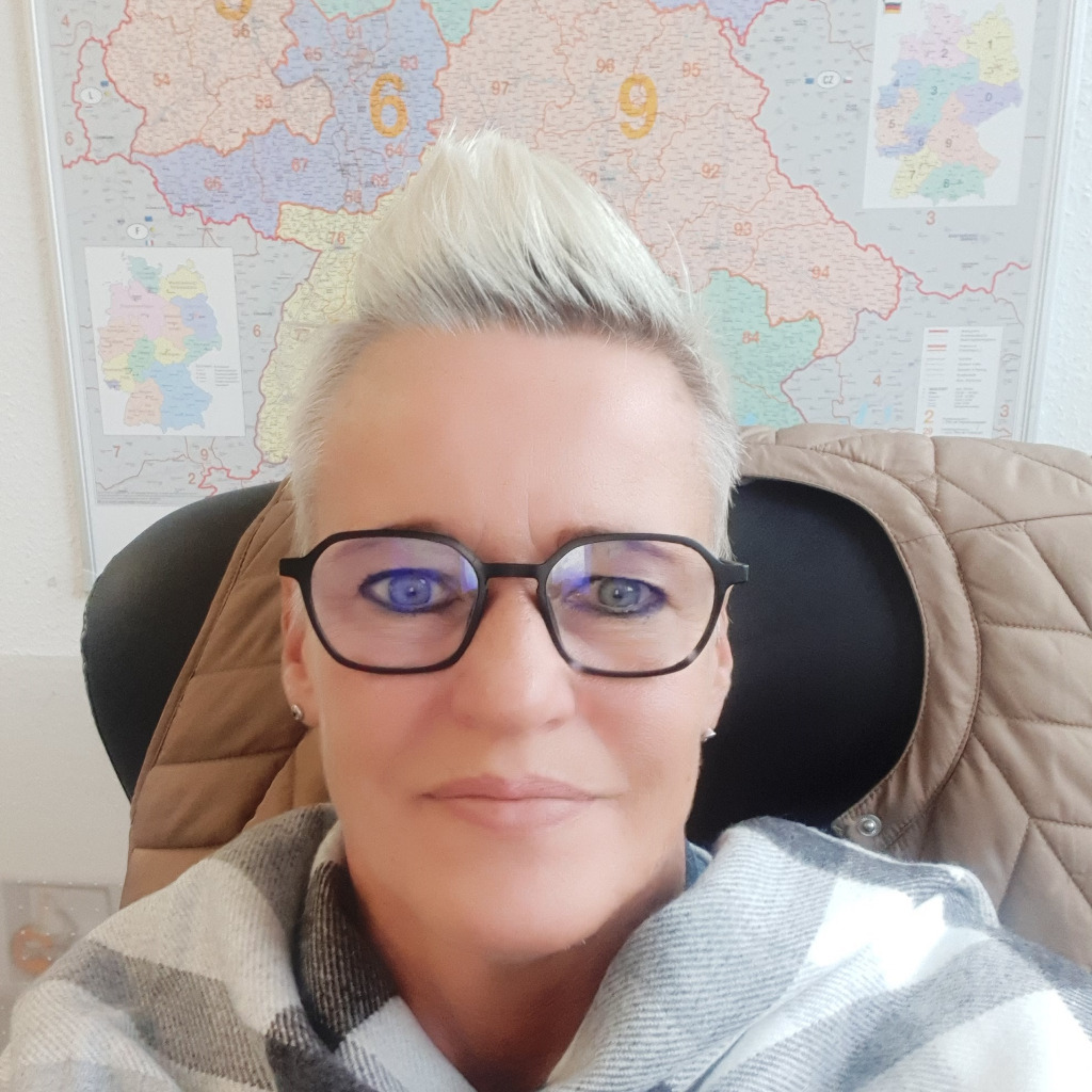 Manuela Becker in der Personensuche von Das Telefonbuch