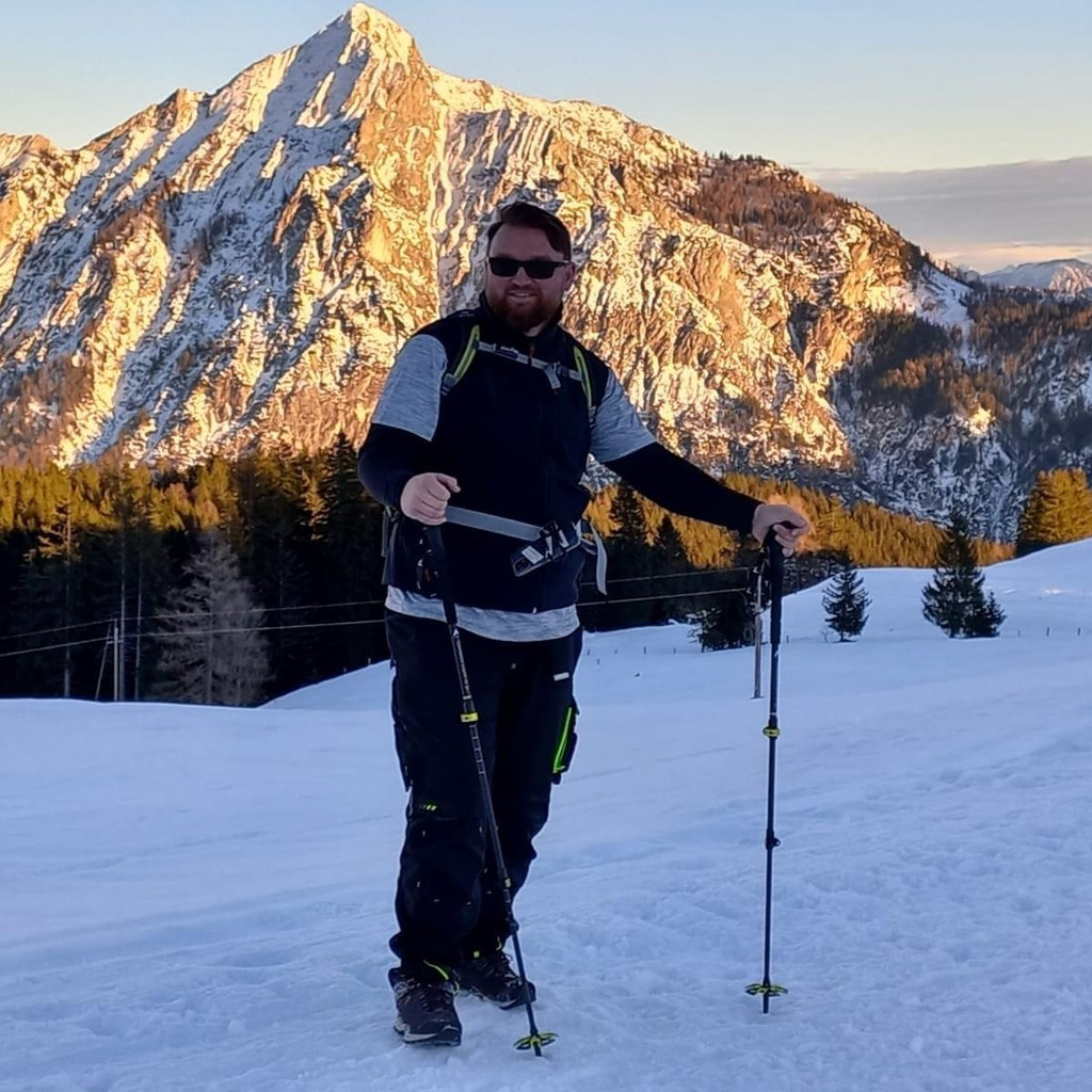 Stephan Haase - Inhaber - Pflegeambulanz Hohenlinden | XING