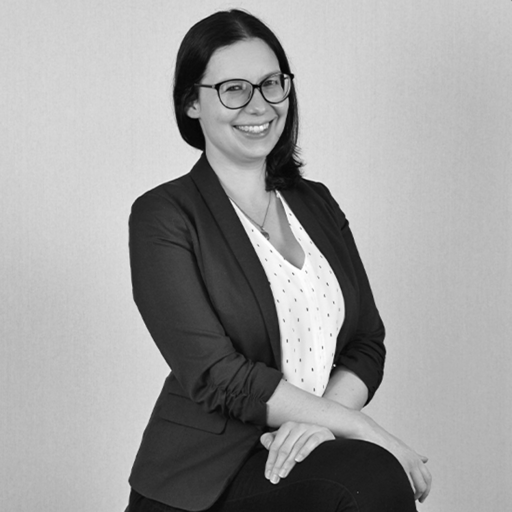 Julia Strauß - Kulturwirtschaft/ International Cultural and Business ...