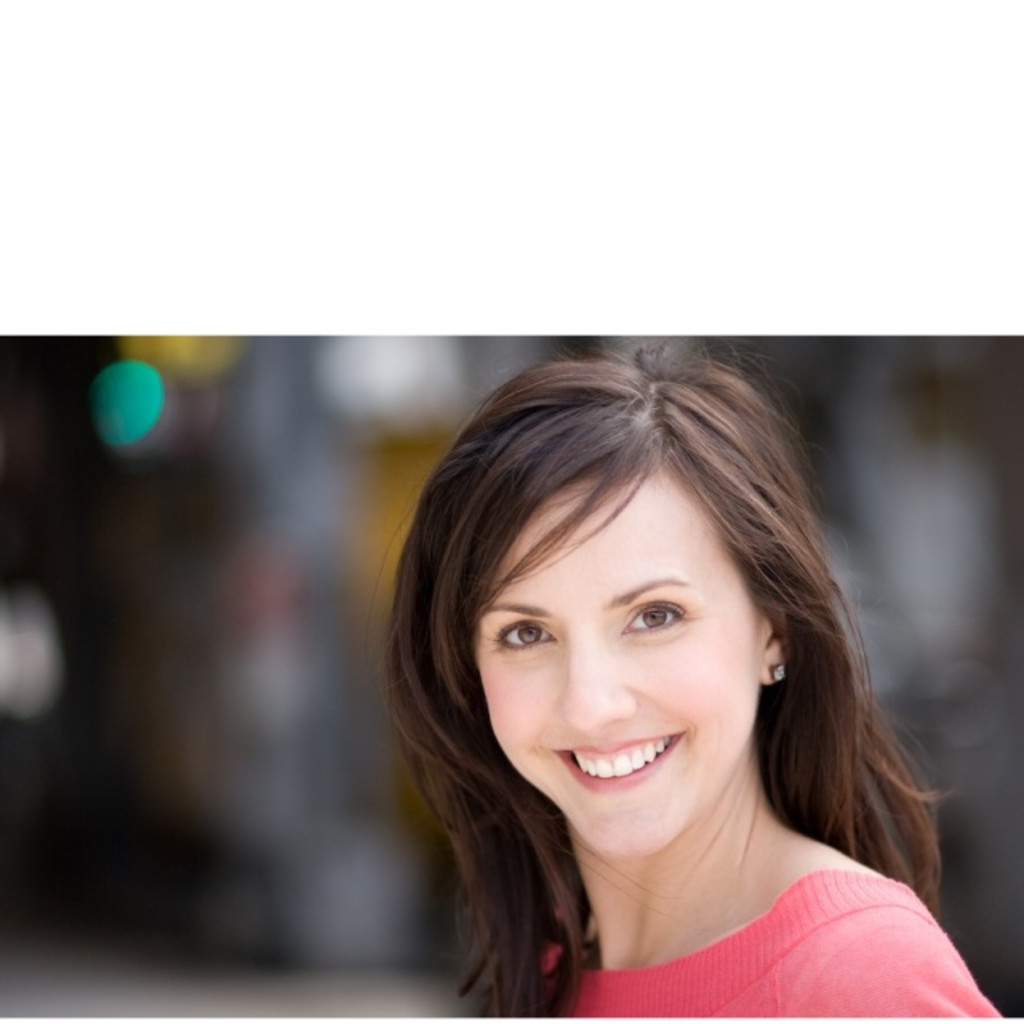 Stephanie Jahnke - headhunter junior manager - EXCELLENT ...