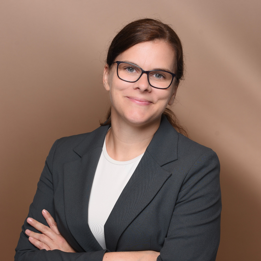 Eva Bernhardt - Business Development Technical Fleet Management ...