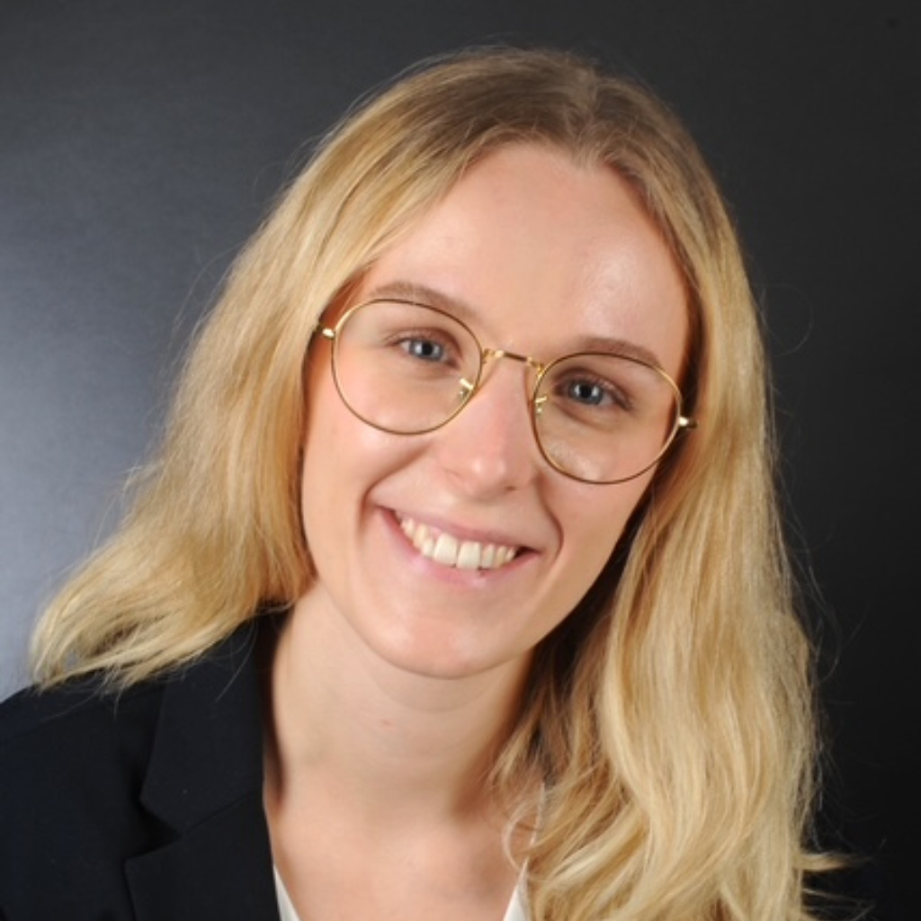 Anna Götz: Ausbildung und Berufserfahrung | XING