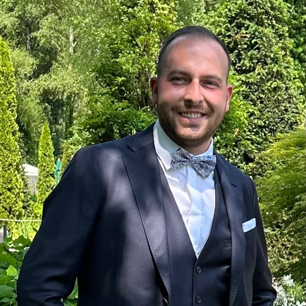 Dominik Riegg - Fertigungsleiter - IFC | XING