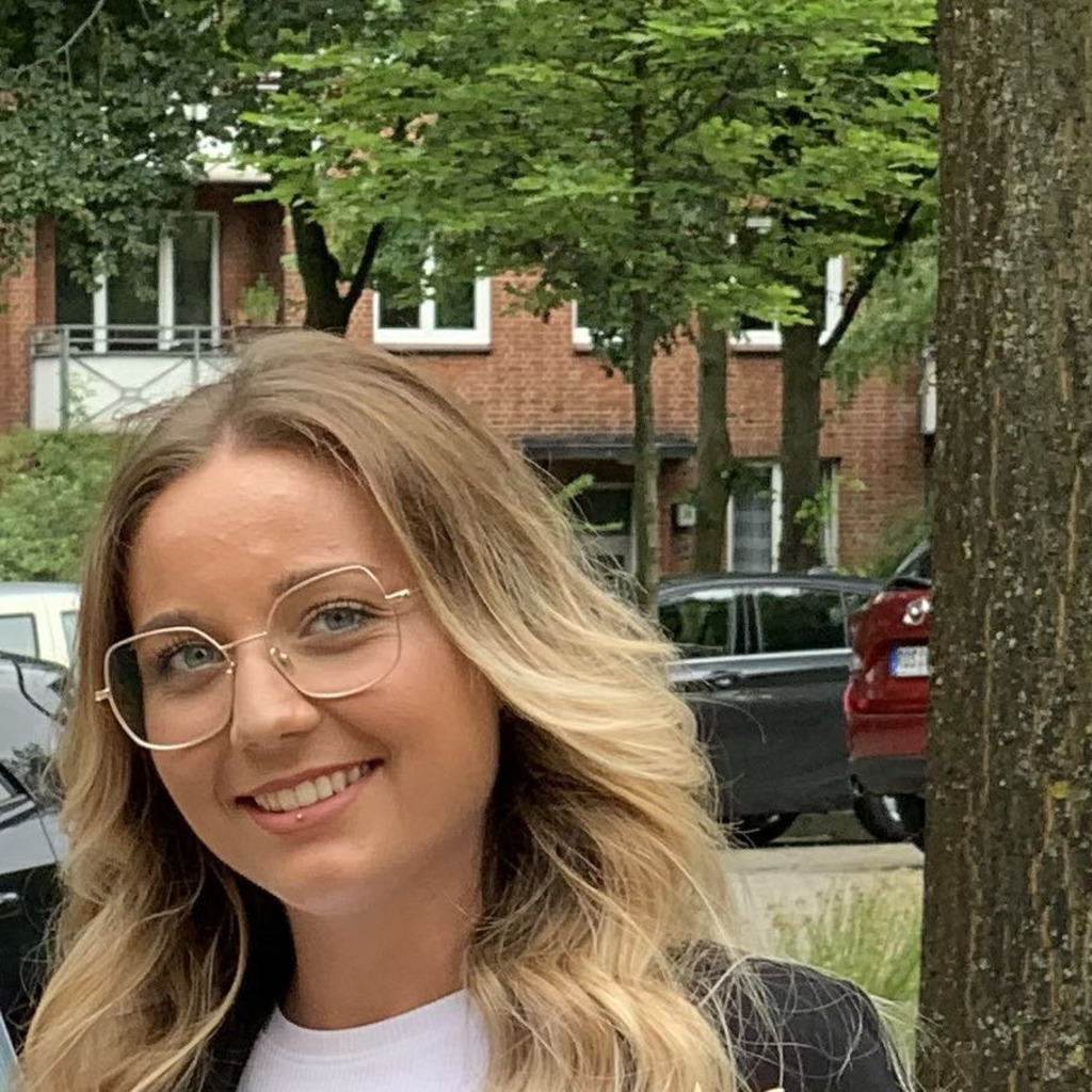 Jasmin Stoffers - Wohnbereichsleiterin - DOMICIL Senioren-Residenzen ...