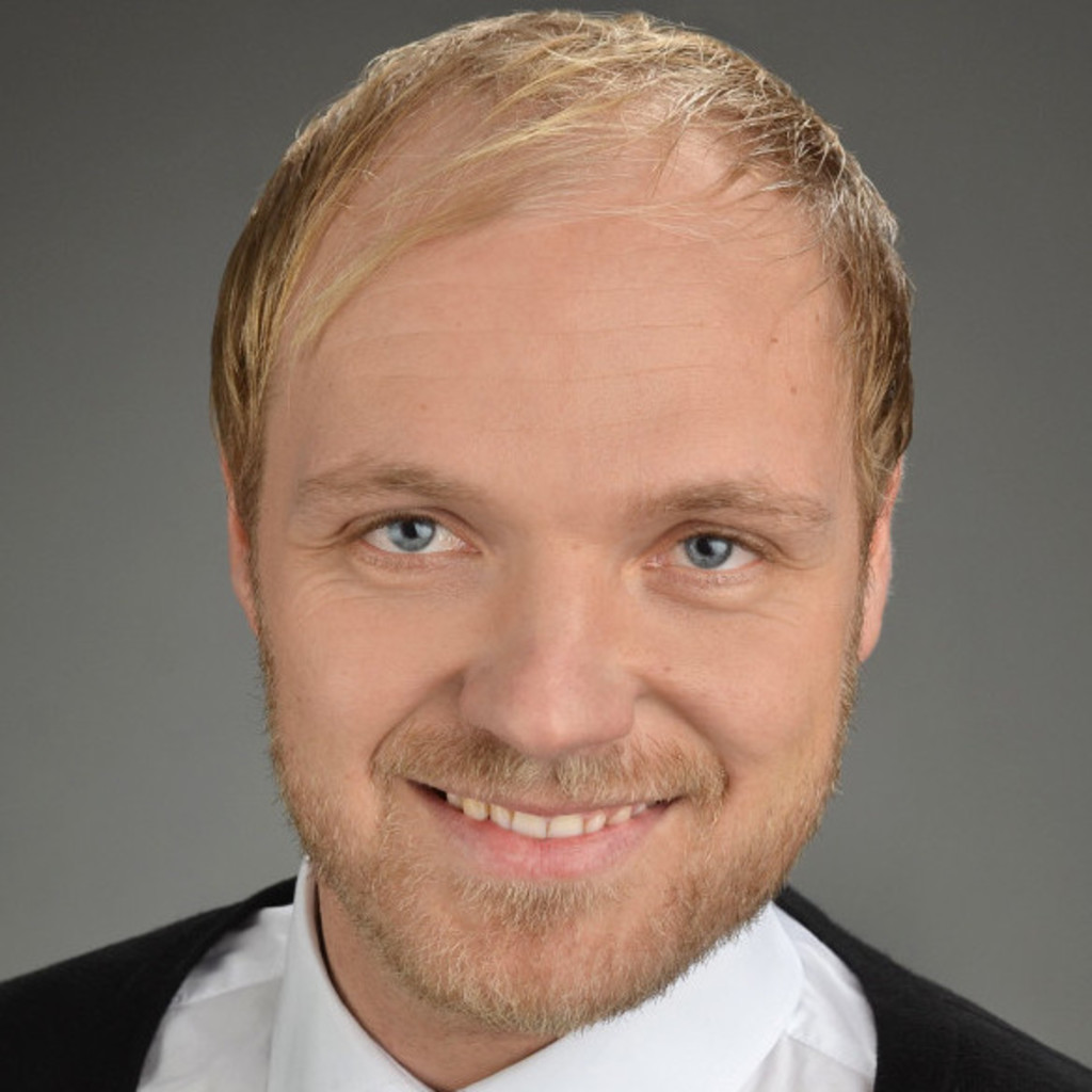 Philipp Stenzel - Funktionsclustersprecher Fahrzeugbetrieb - Volkswagen AG | XING