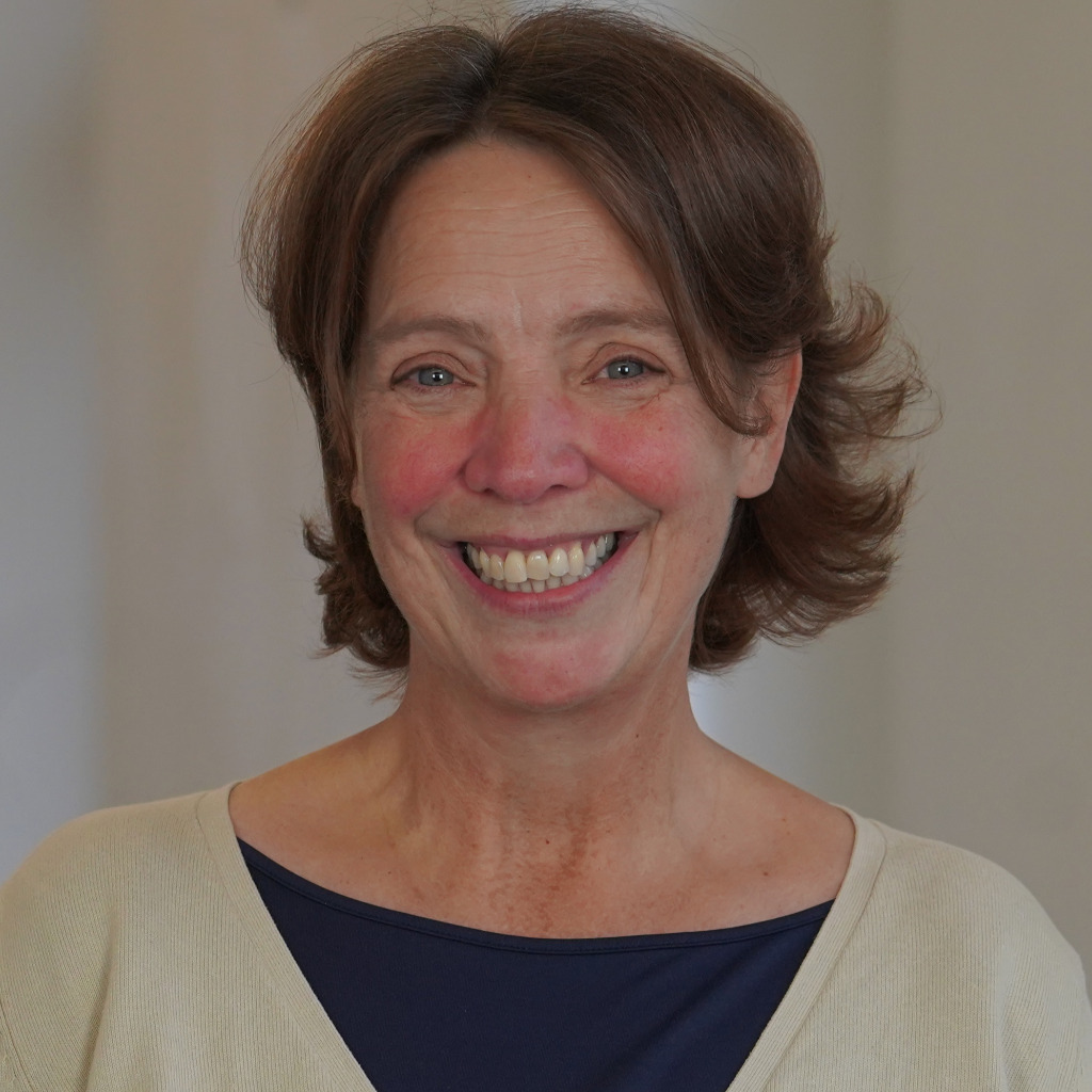 Julia Hayck - Referentin - Diözesancaritasverband Münster e.V. | XING