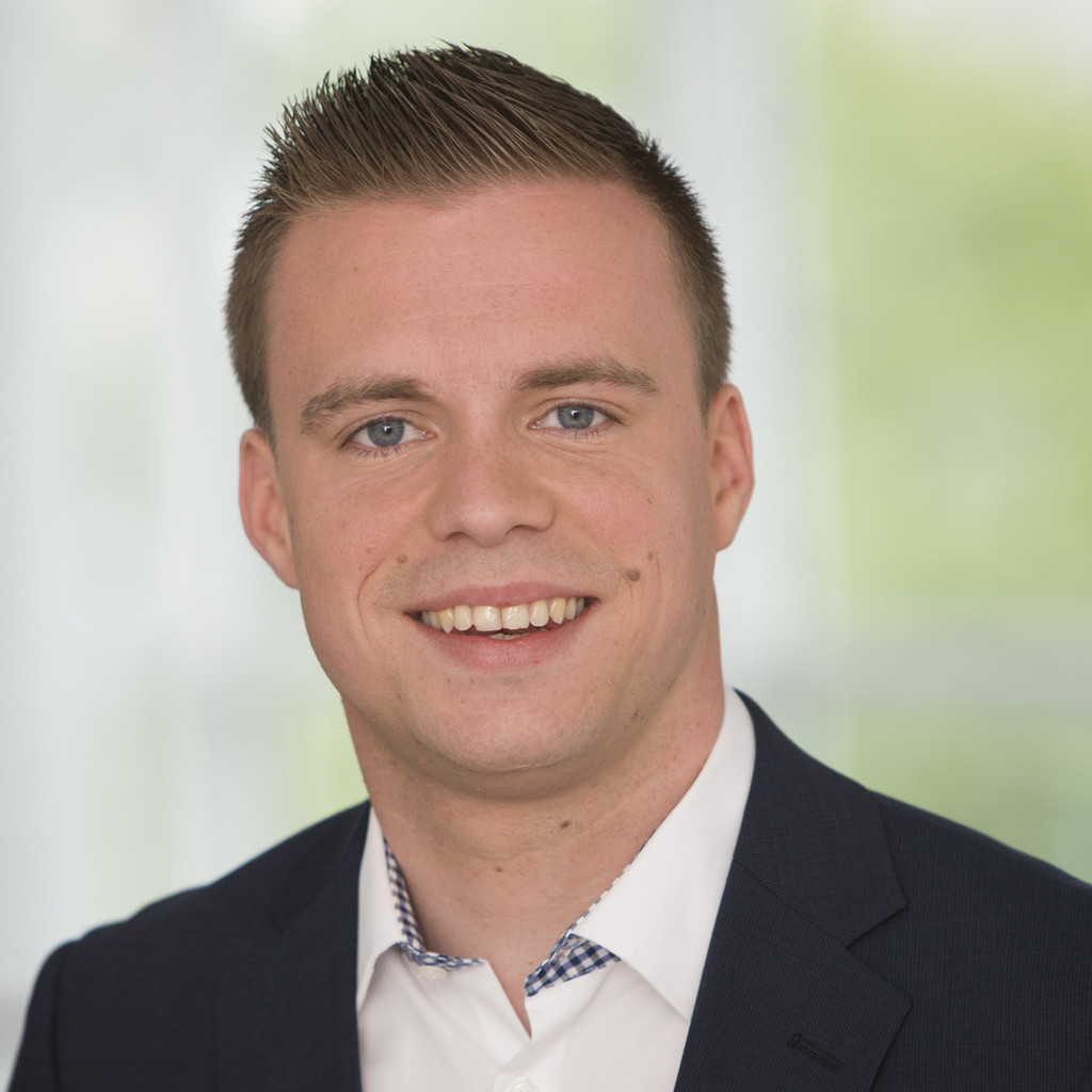 Daniel Reiner - Produktentwickler Firmenkunden Multiline - R+V ...