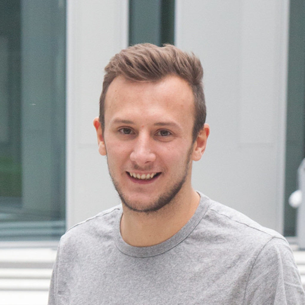 Alexander Kern's Instagram, Twitter & Facebook on IDCrawl