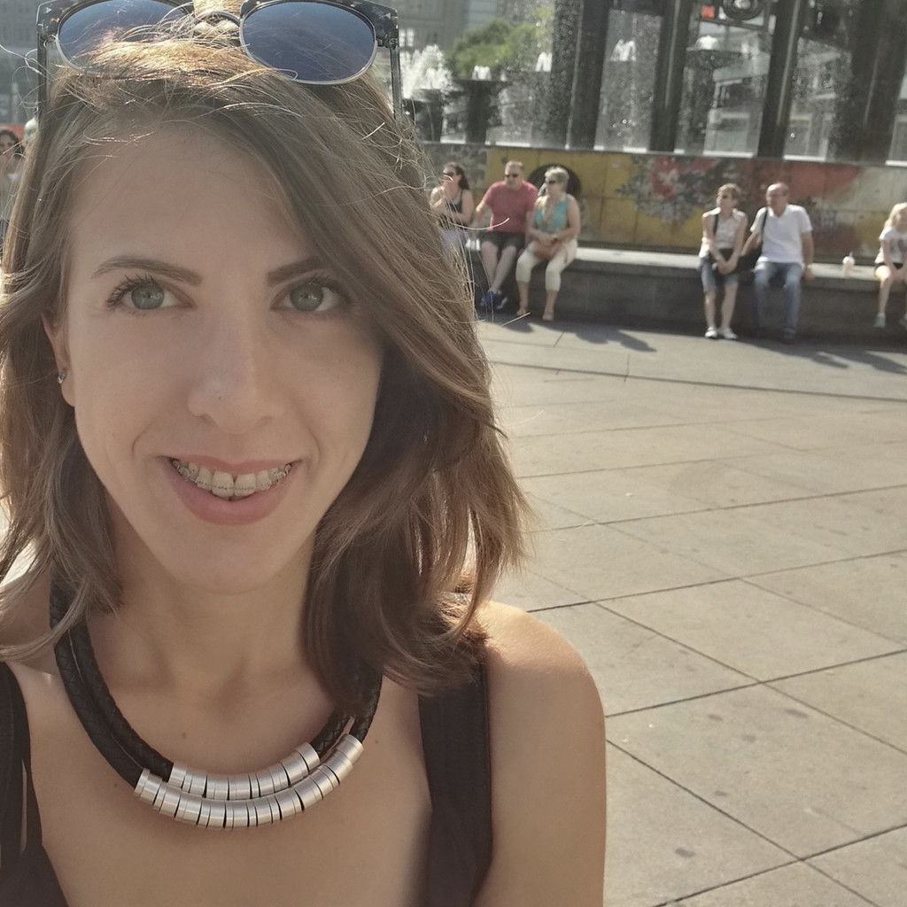 Dr. Angela Simioli - Consulting Analyst - Capgemini | XING