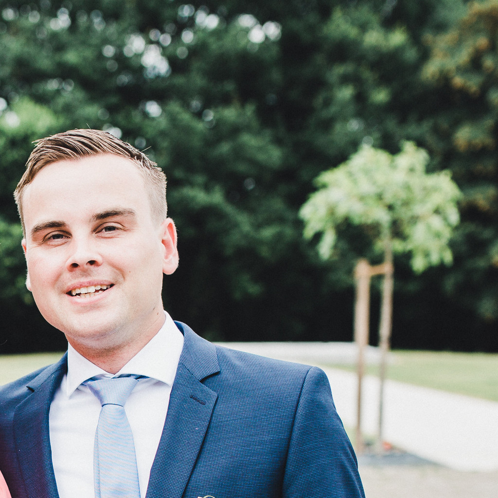 Daniel Olbrich - Technischer Einkauf & Materialpflege - Schneidereit ...