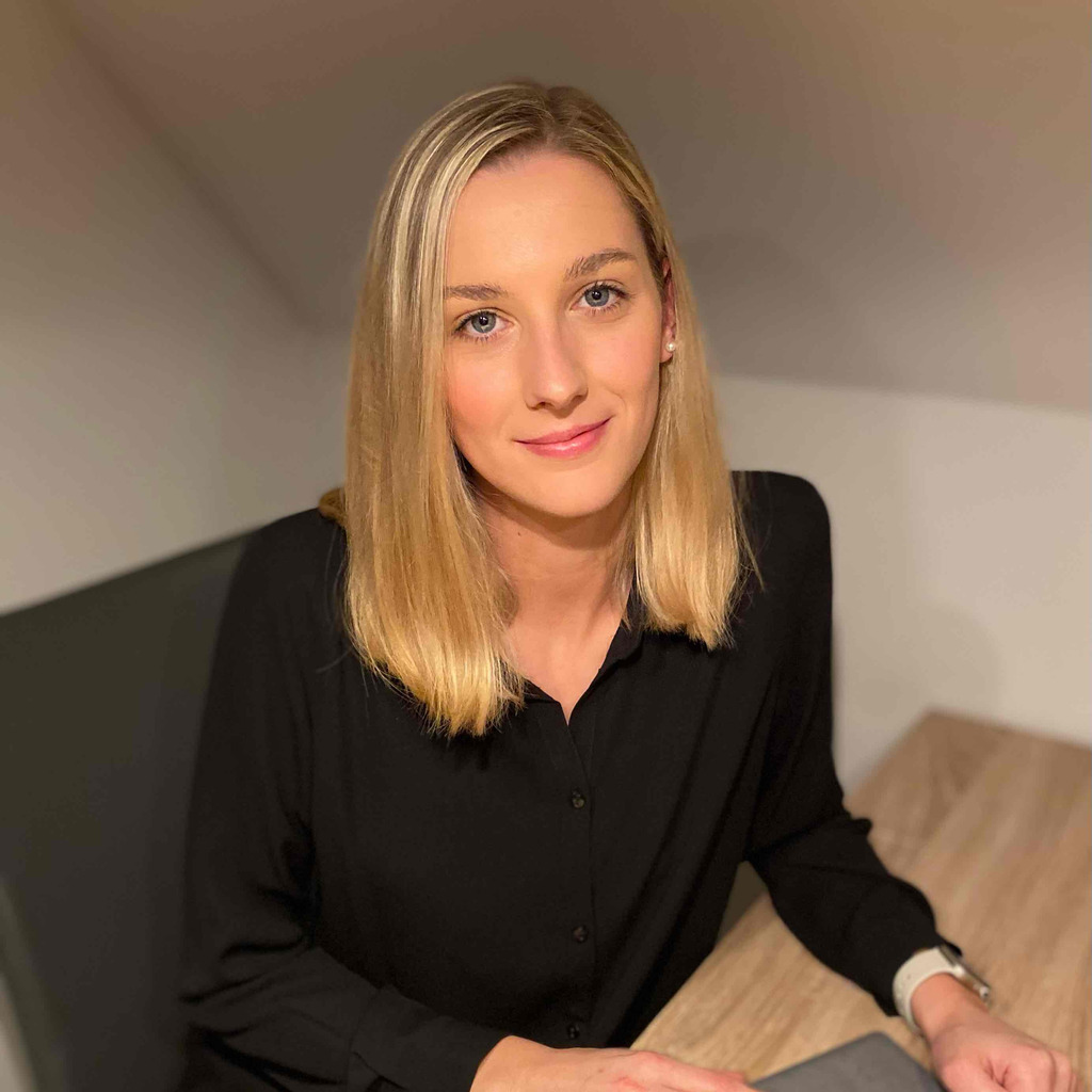 Julia Breemann - Projektleitung - Wurst Stahlbau GmbH | XING