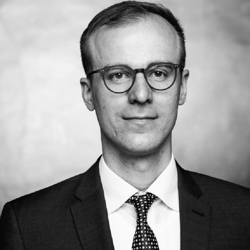 Julian Bley - Investment Banking Senior Associate | Debt Advisory, M&A ...