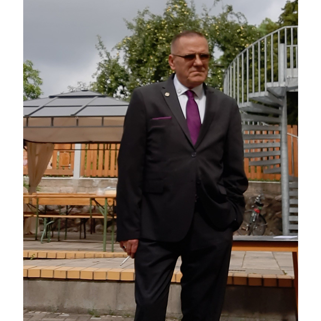 Frank-Dieter Golla - Ehrenamtlicher Begleiter für sozial schwache ...