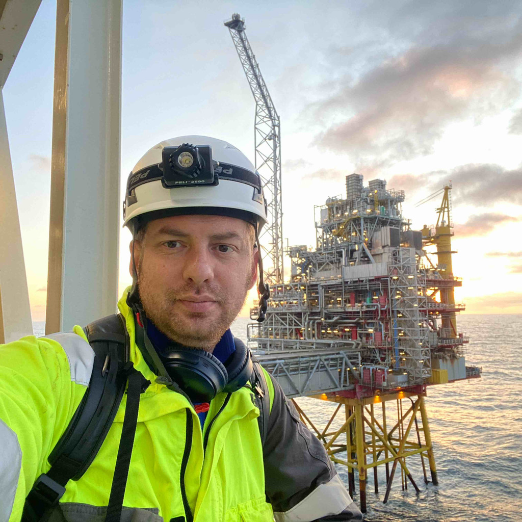 Anton Fischer - Aussendienst-Monteur - Voith Group | XING