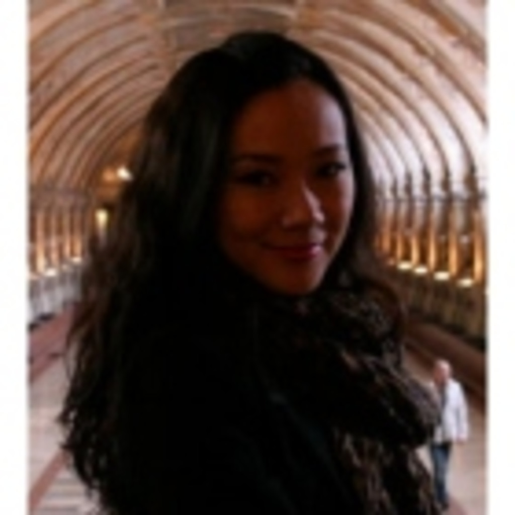 Beibei Yang - Flugbegleiterin (MUC) - Deutsche Lufthansa AG | XING